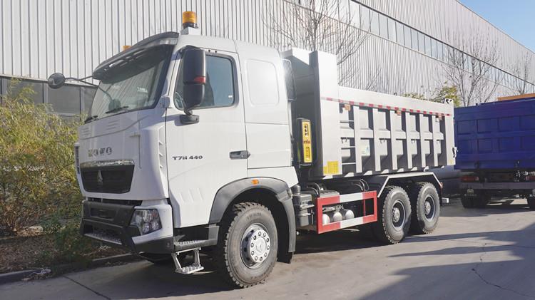 Sinotruk Howo T7H 440 Dump Truck Price Tipper for Sale in Zimbabwe Mutare