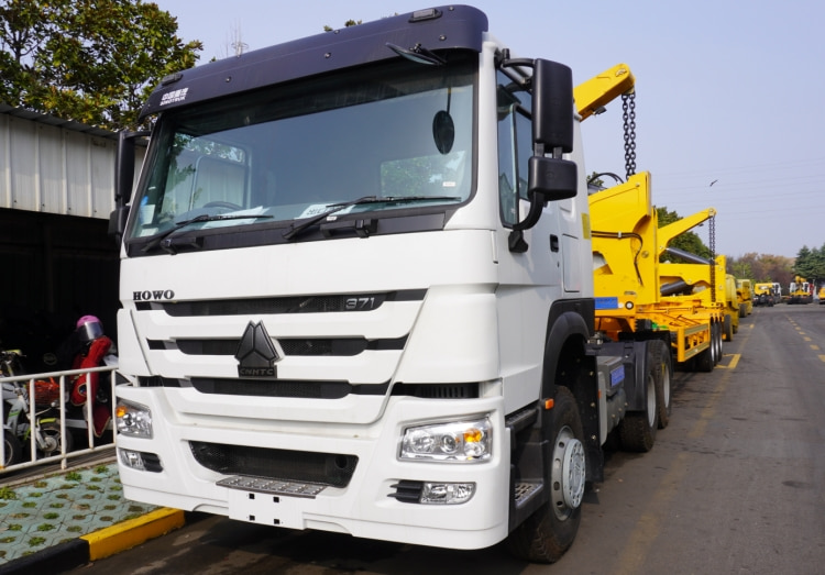 Howo Trucks for Sale Harare | Container Side Lifter Truck in Zimbabwe ...
