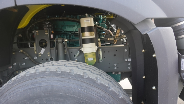 Howo 420 Truck Tractor in Zimbabwe Bulawayo | Howo 6x4 Tractor Truck ...